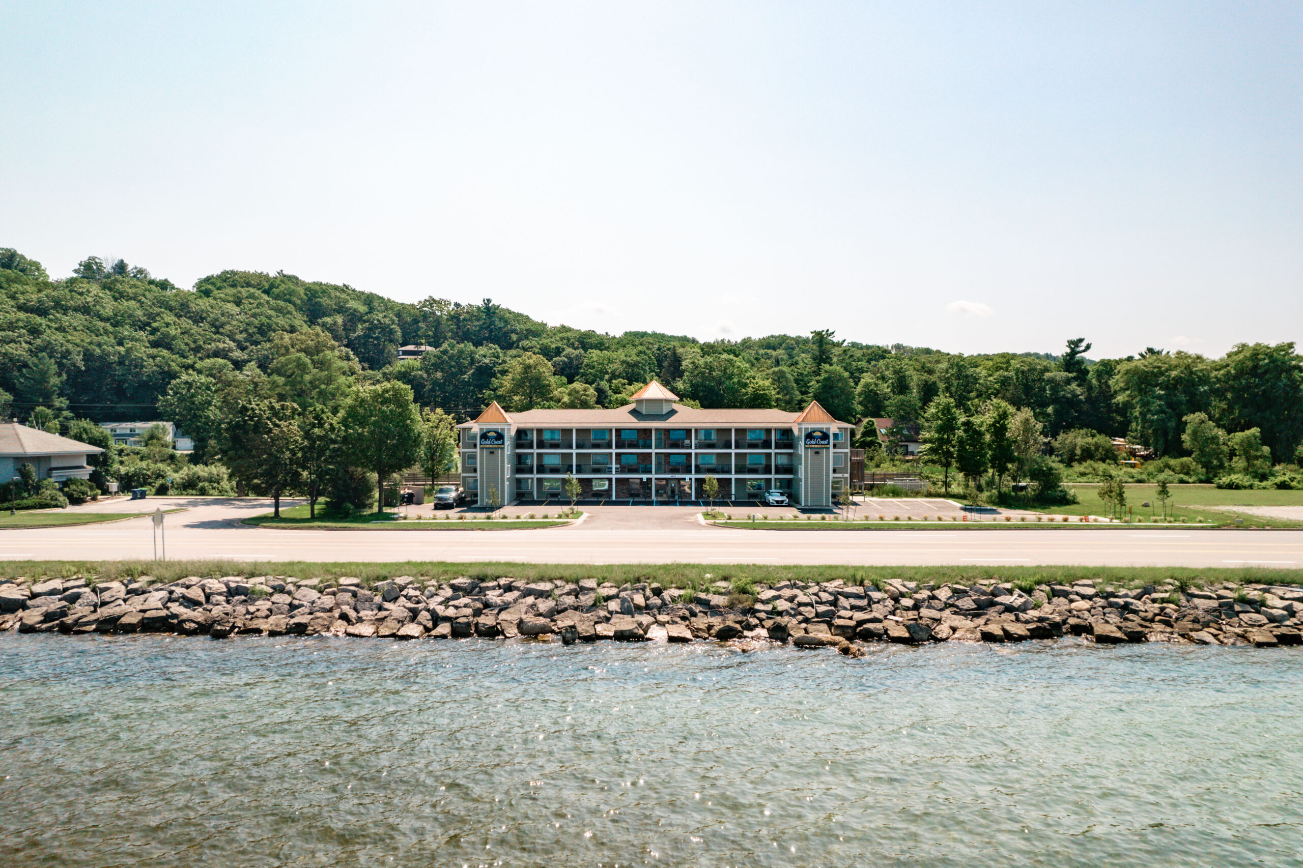 Book Traverse City Vacation Rentals | #1 Traverse City Rentals by True ...